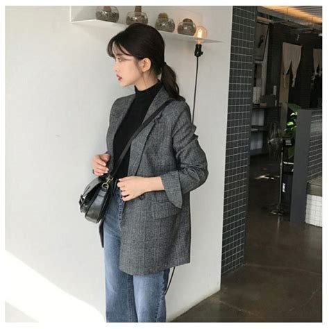 3월 봄 가을 체크 그레이 자켓 청바지 코디 March Spring Autumn Check Gray Jacket Jeans Coordination 가을 패션 의상