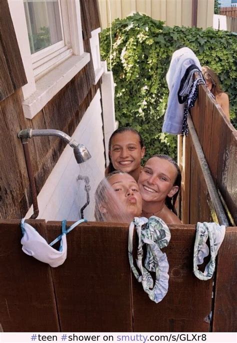 Shower With Freinds Perfekt10