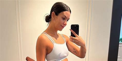 Jennifer Lopez Posa Completamente Desnuda En Una Sesión De Fotos