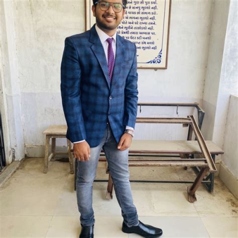 aryan upadhyay english teacher in vadodara ₹850 h