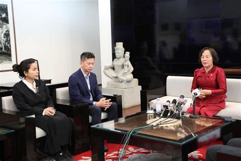 សម្តេចរដ្ឋសភាធិបតី ឃួន សុដារី