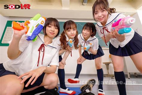[dsvr 1164] 【vr】顔面直浴び特化！！女汁まみれvr 真夏のドs女子生徒編！教室でスク水j に潮、唾、尿を顔面に直接浴びせられ、ビショビショになっているのにビンビンに勃起している