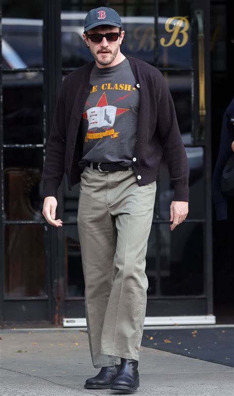 Pin By Nolan Boggess On Dumbo Mens Outfits Street Style Outfits Men Mens Outfit Inspiration