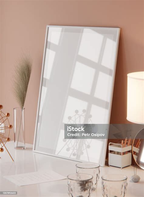 화이트 월에 빈 사진 프레임 모형 인테리어 디자인의 작품 3d 렌더 0명에 대한 스톡 사진 및 기타 이미지 0명 3차원 형태 가구 Istock