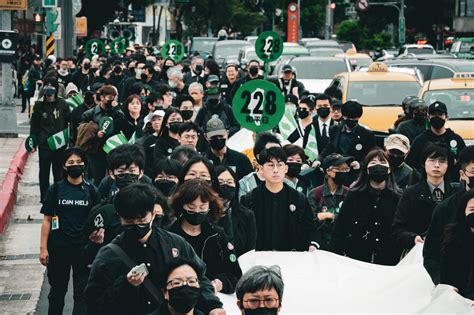 昨日晚上在Threads上發了文沒想到受到如此大的迴響在此謝謝大家的支持此文內容大多由去年我在推特發的推文搬遷過來靈感是去年看到臉書上