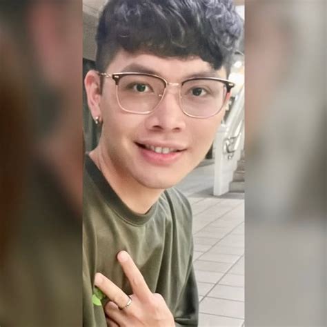 楊定紘 Ding Hong • Threads Say More