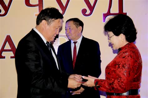 ДАРХАНЧУУД МАРШАЛ ЮМЖААГИЙН ЦЭДЭНБАЛЫН НЭРЭМЖИТ ГУДАМЖТАЙ БОЛЛОО