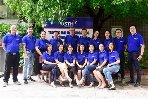 Nh N S Khoa Khoa H C S S Ng