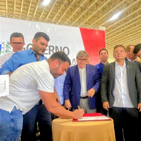 Aquisição De Um Novo ônibus Escolar Para O Município De Caiçara