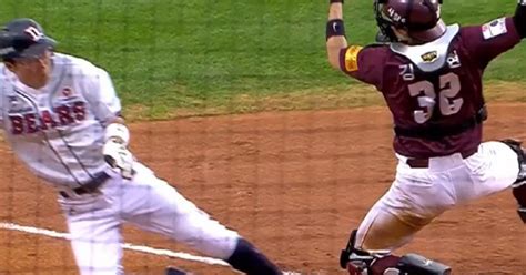 이러면 포수는 태그도 하지 말라는 것인가홈 충돌 판독은 주관의 영역 너무 애매하다