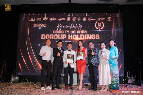 Lễ kỷ niệm năm thành lập công ty CP Dgroup Holdings Rising to the Champion Nền tảng Đột