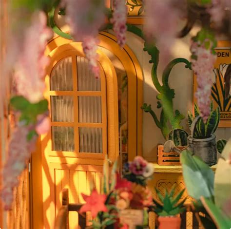 Robotime™ Tgb06 Sunset Carnival Garden House Brick Set Kazi Block