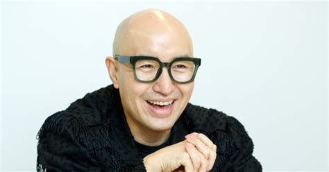 윤여정 아들 동성결혼 고백… 홍석천 감격 멋진 어른