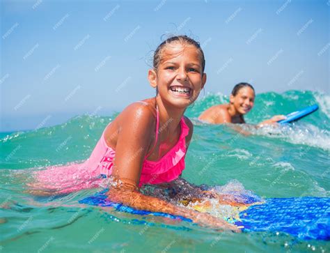 Premium Photo Summer Vacation Surfer Girls