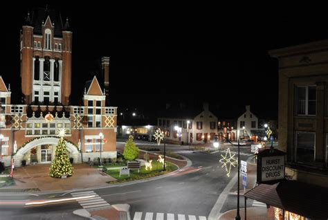 Holiday Road Trip Bardstown Kentucky Is 4 12 Hours From Stl