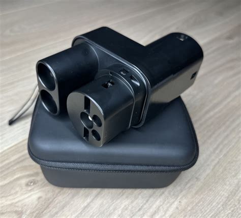 Переходник для быстрой зарядки Тесла от Ccs Combo T2 для Европейских Tesla с портом Type2