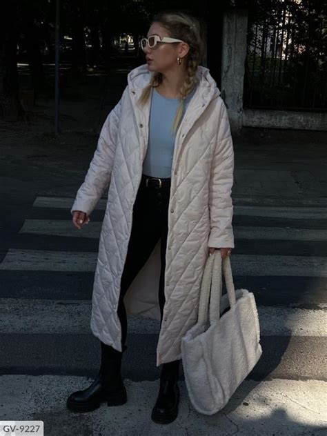 Пальто стьогане — ціна 1140 грн у каталозі Пальто Купити жіночі речі за доступною ціною на Шафі