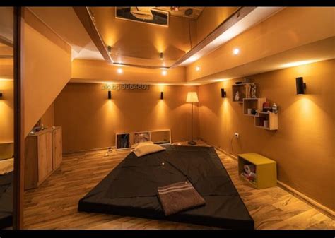 София Търся Масажистка Масажист Ина Трампова 1208ЕООД Фирма Трудов договор Салони за красота Р