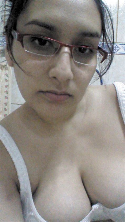 Nipples Karen XNXX Adult Forum Nipples Karen XNXX Adult Forum