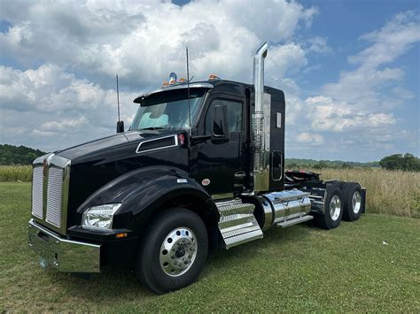 2025 Kenworth T880 Kwpa
