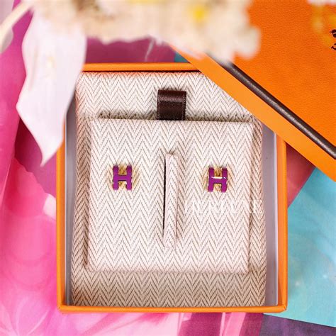 Mini Pop H Earrings