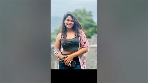 එයාගෙ ලස්සන 😉 ️‍🔥චැනල් එකත් සබ් කරන් යමු 😘 Youtube