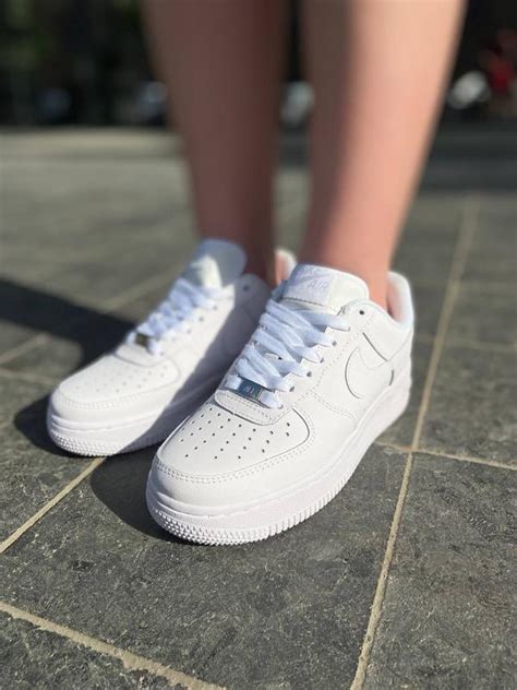 Nike Air — ціна 1420 грн у каталозі Кросівки Купити жіночі речі за доступною ціною на Шафі