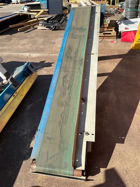 Conveyor 2500 Mm Long X 300 Mm Wide Belt 3 Phase 415 Volt