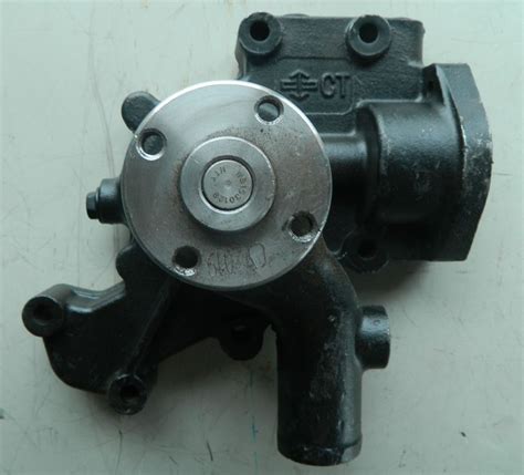 Насос водяной помпа двигателя 4b4 46m22 на погрузчик Molot 180 Yigong Zl18f Bizon 920 Fukai