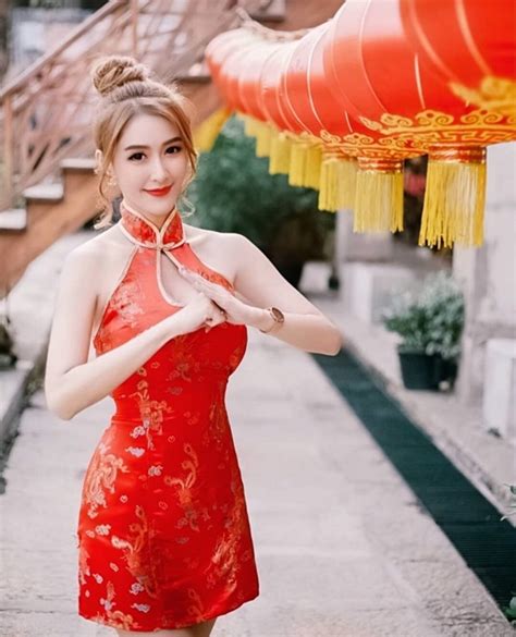 ส่องแฟชั่นชุดกี่เพ้า สวยๆ ปังๆ ไว้รับอั่งเปา ต้อนรับตรุษจีน 2021 The Bangkok Insight