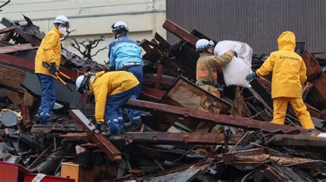 ဂျပန်မှာ ငလျင်ကြောင့် ဆူနာမီသတိပေးချက်ရုပ်သိမ်းလိုက်ပေမဲ့ သေဆုံးသူ ၄၈ ဦးအထိရှိလာ Bbc News မြန်မာ
