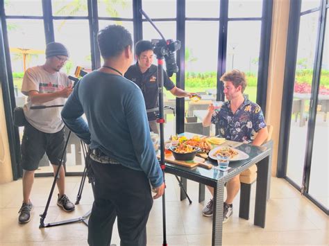 🙀💢 ทำวีดีโอพรีเซ้น วีดีโอพรีเซ้นเทชั่นธุรกิจ เชียงใหม่