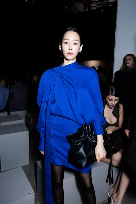 서현진 이렇게 말랐어 밀라노서 드러낸 극세사 각선미 [n샷]