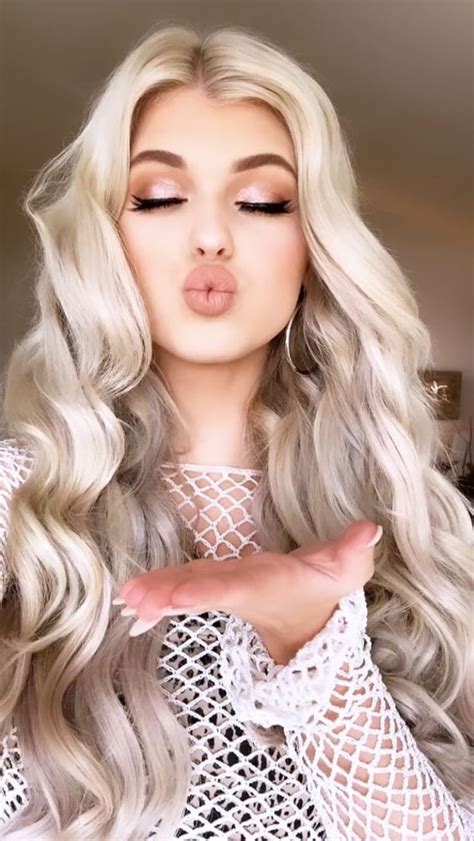 Loren Gray Grays Snapchat Targaryen Famous Beauty Beech Quick Singers