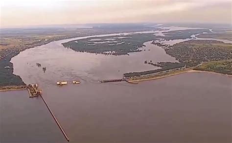 Рада закликала світ визнати підрив Каховської ГЕС терактом Вечірній Київ