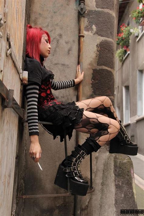 Goth Punk Emo ☥ Gótica