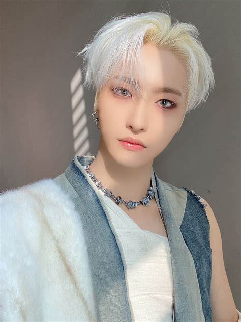 ATEEZ 에이티즈 on Twitter 성화 오늘도 너무 고마워 ATEEZ 에이티즈