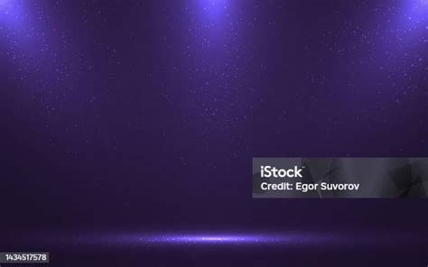 배경 스포트라이트 시상식 템플릿 입자가있는 무대 조명 어두운 배경에 광선과 반짝이 효과 제품 표시를 위한 빈 공간입니다 벡터