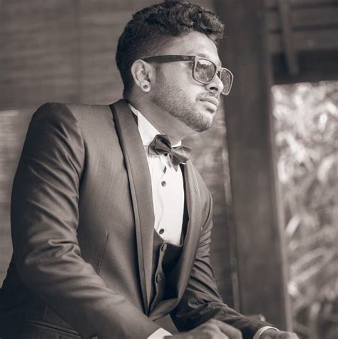 Dananjaya Bandara Medium