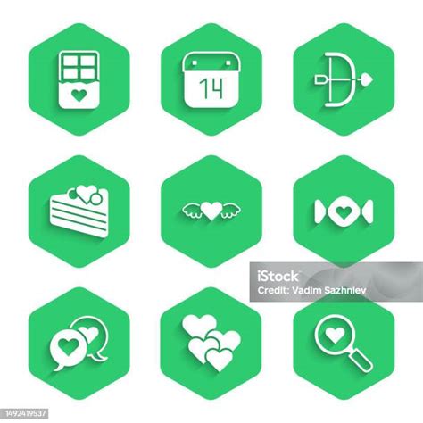 날개로 하트를 설정하고 하트와 사랑 사탕 말풍선 웨딩 케이크 활 화살표 및 초콜릿 바 아이콘을 검색합니다 벡터 겨냥에 대한 스톡 벡터 아트 및 기타 이미지 Istock