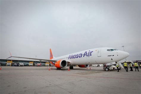 Akasa Airs Inaugural Flight Sold Out Amid Strong Bookings