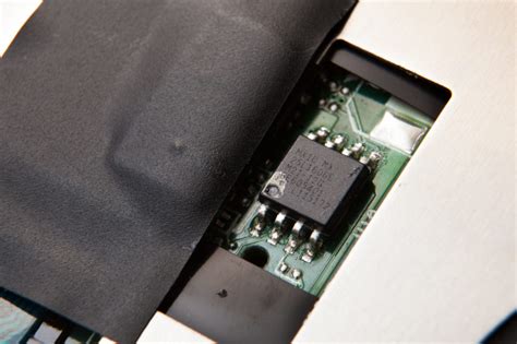 Flashing The BIOS To Fix A Bricked Lenovo Laptop Parts Not Included