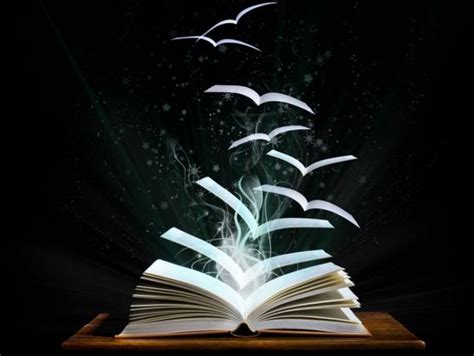 Обои На столе раскрытая книга из которой летят страницы Cadre