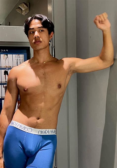 Jay Wu เปิดวาร์ปหนุ่มหล่อสุดแซ่บ มาดเซอร์บาดใจ งานดีชะนีฟินเวอร์