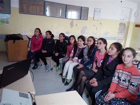 ვერბალური ბულინგი ფოტოები