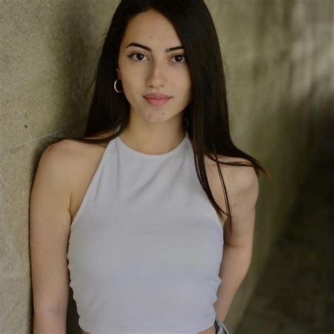 ملاذ ناصر Serdivan