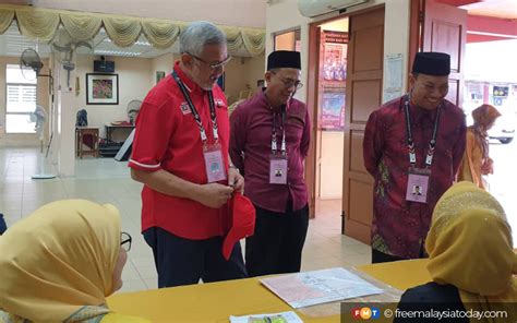 Khalid Samad Tiba Di Pusat Penamaan Calon Titiwangsa Fmt