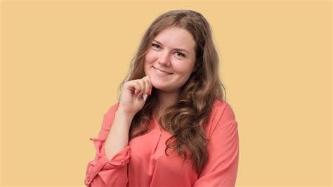 Hairstyles For The Heavy Set Woman Hair To Make Apples And Pears Look