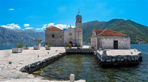 몬테네그로 여행 홈