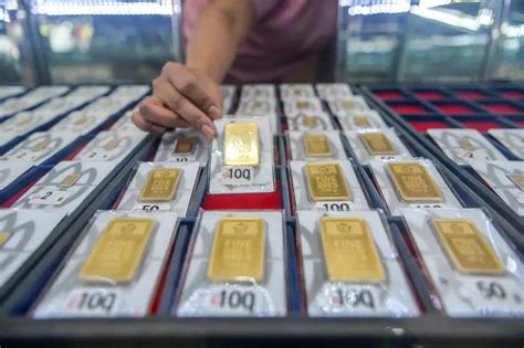 Harga Emas Antam Hari Ini Naik Rp Buyback Rp Juta